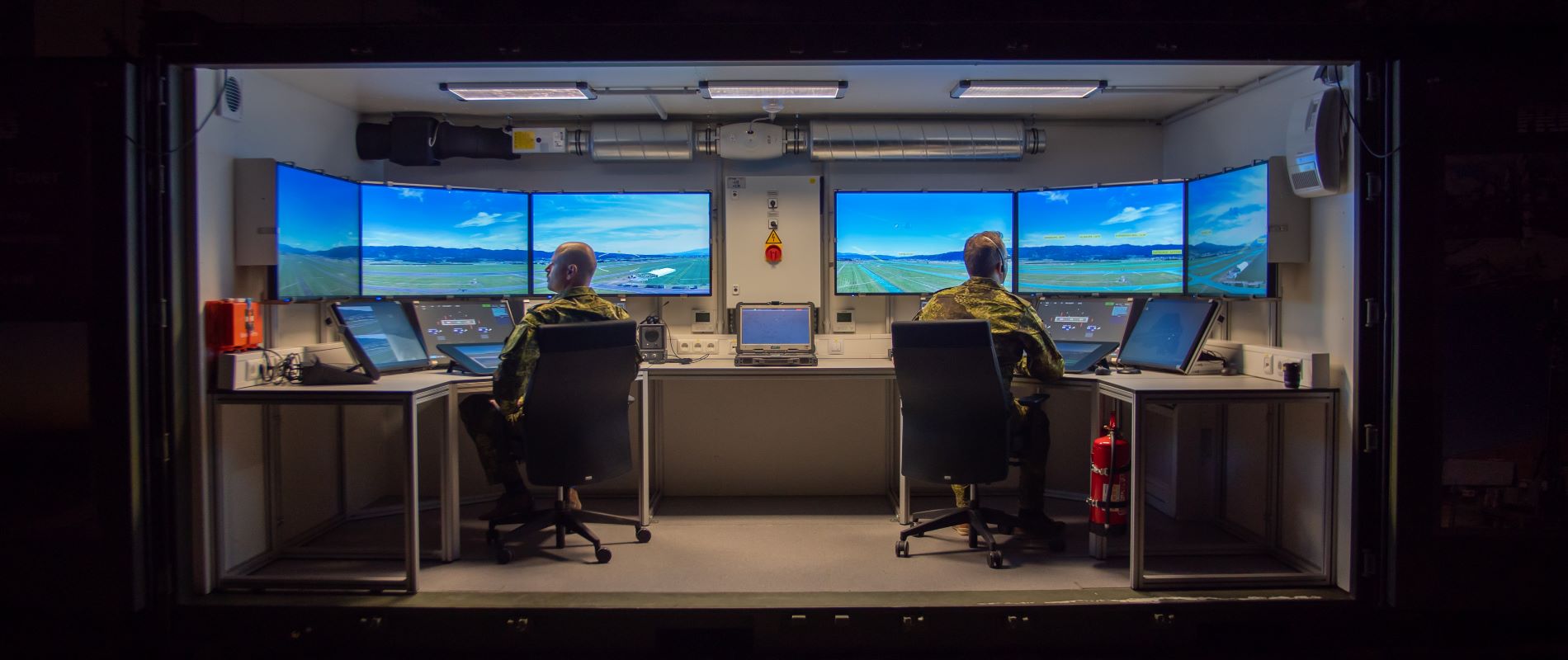 FREQUENTIS and US DoD enhance operator safety and situational awareness ... FREQUENTIS and US DoD enhance operator safety and situational awareness ...